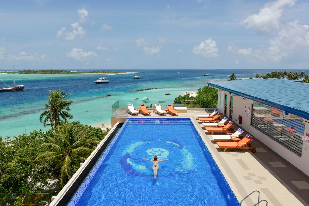 Top Maldives Infinity Pool Hotels - Budget Maldives